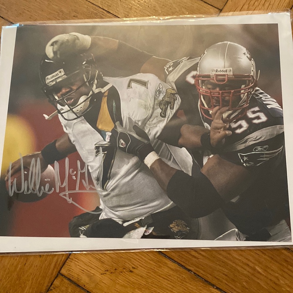New- Signed And Authenticated. Football Legend Willie… - Gem